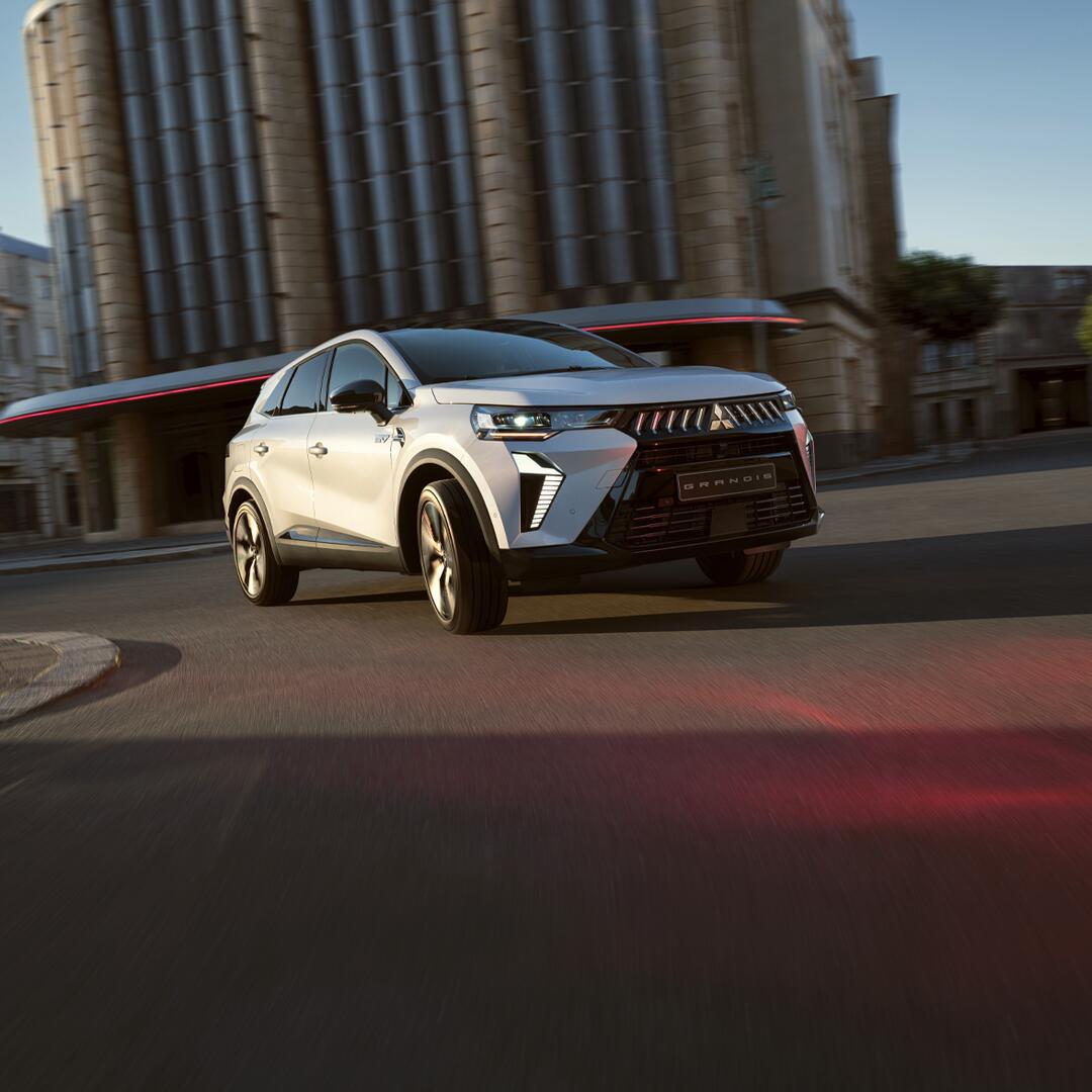 Nowy Mitsubishi Grandis | Premiera 2025 | Rodzinny SUV nowej generacji